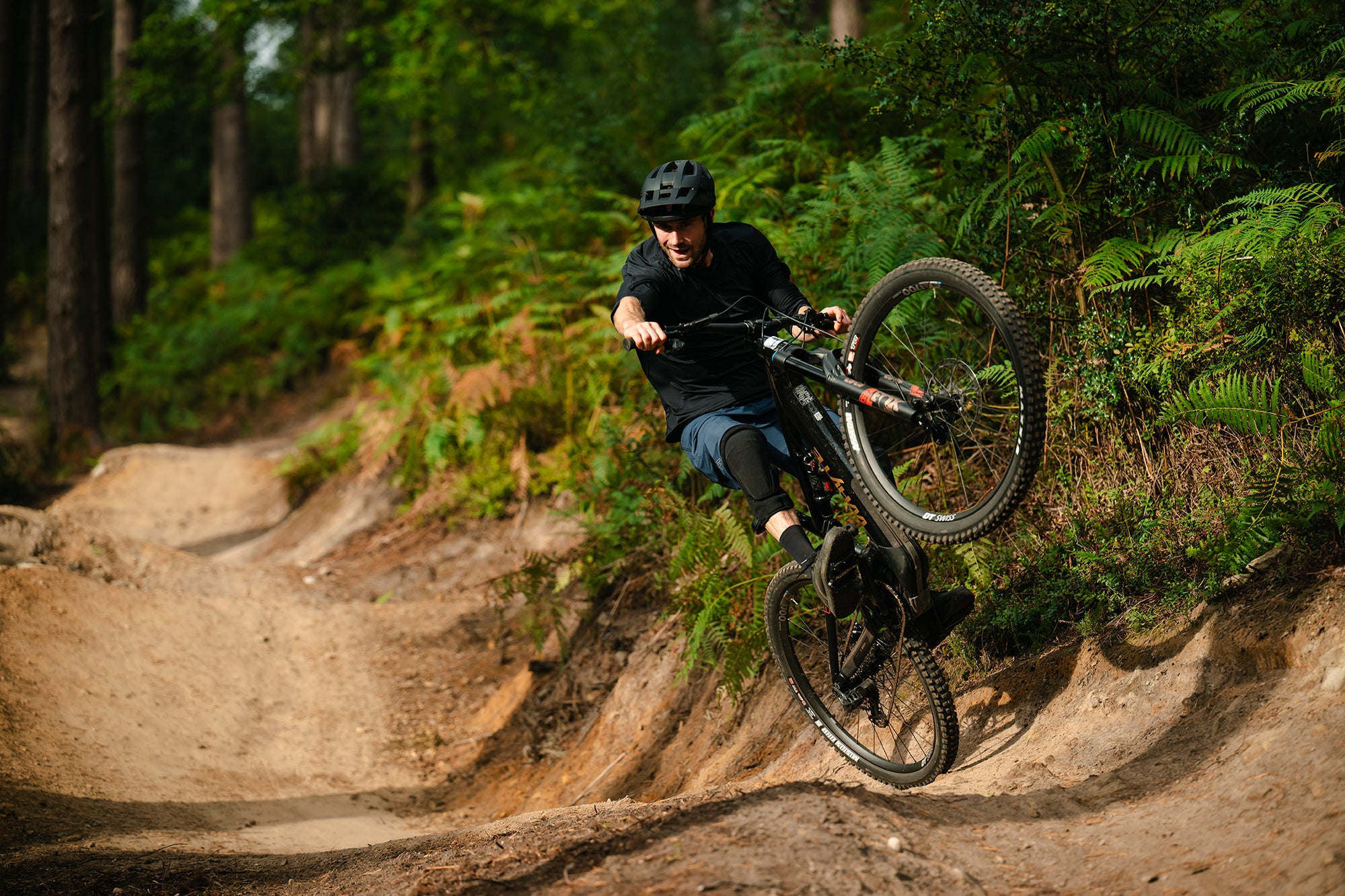 E-160 RSX trail/enduro electric mountain bike – Whyte Bikes