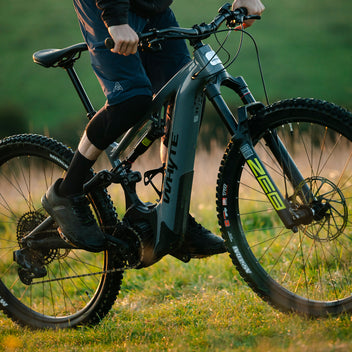 E-160 S trail/enduro electric mountain bike – Whyte Bikes
